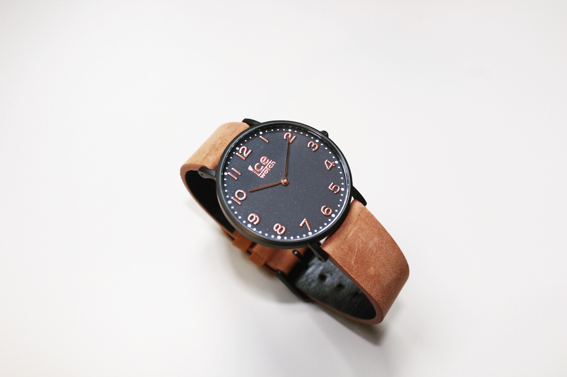 ICE WATCH présente sa City Leyton – Le coeur a son réseau